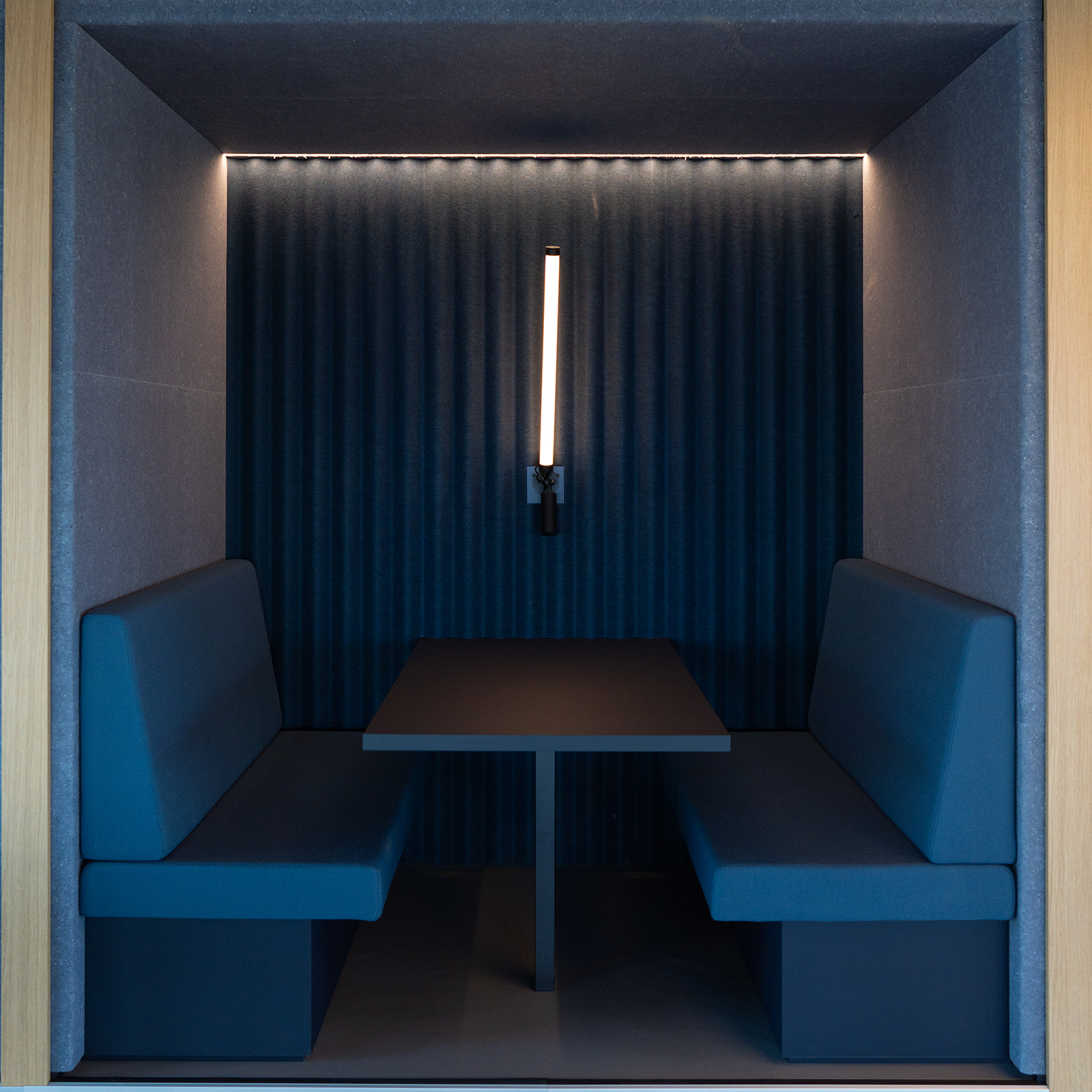 mr. tubes led wall driver on fixture | pure white | with cord | 2700 K ...